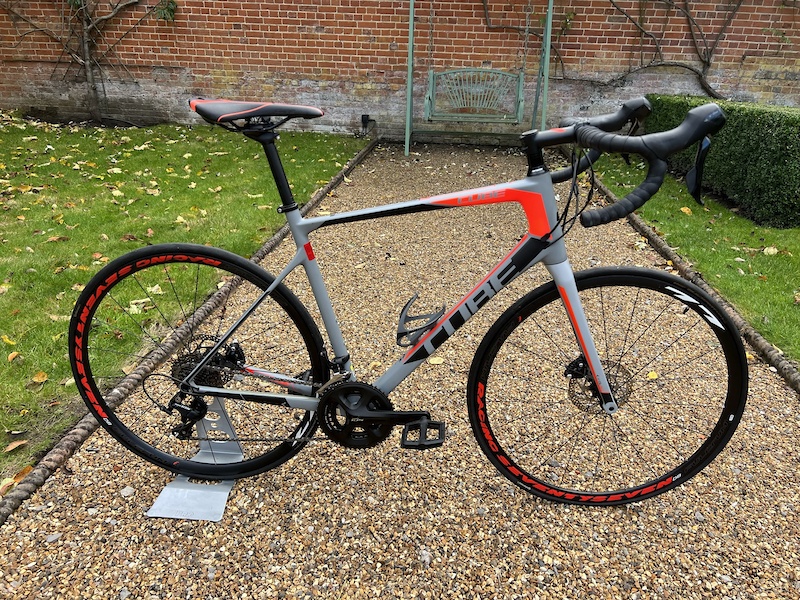 2016 Cube Attain GTC Pro Disc Racing Road Bike For Sale