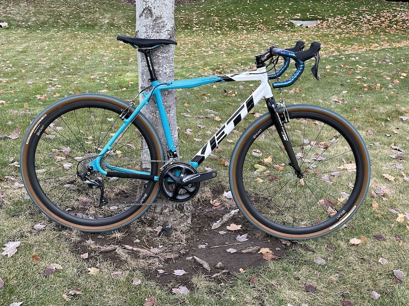 Yeti ARC-X Carbon Wheels Ultegra 11sp Med. For Sale