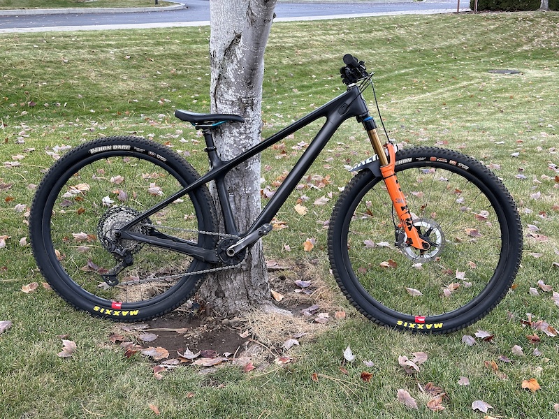 2022 Yeti ARC Custom Build Carbon Wheels Med. For Sale