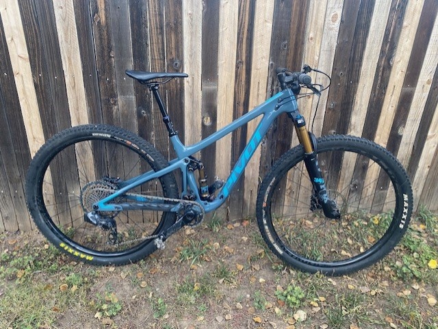 2022 Pivot Mach 4 SL AXS Size-Small For Sale