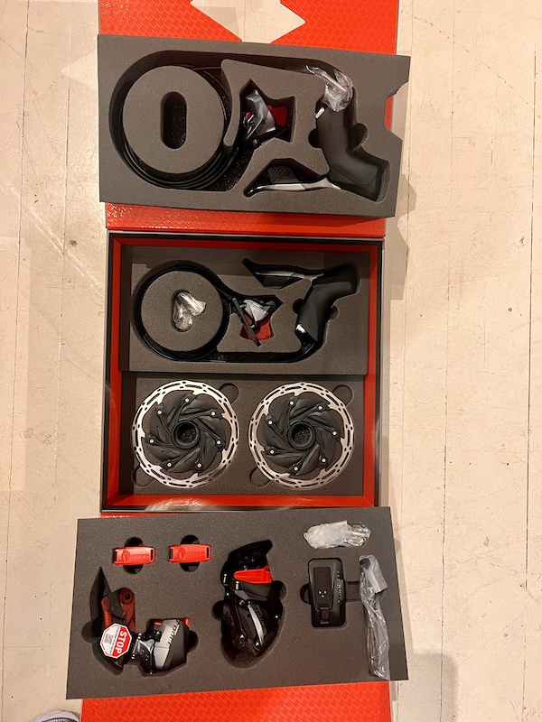 2022 SRAM Force eTap AXS Electronic Road Groupset For Sale