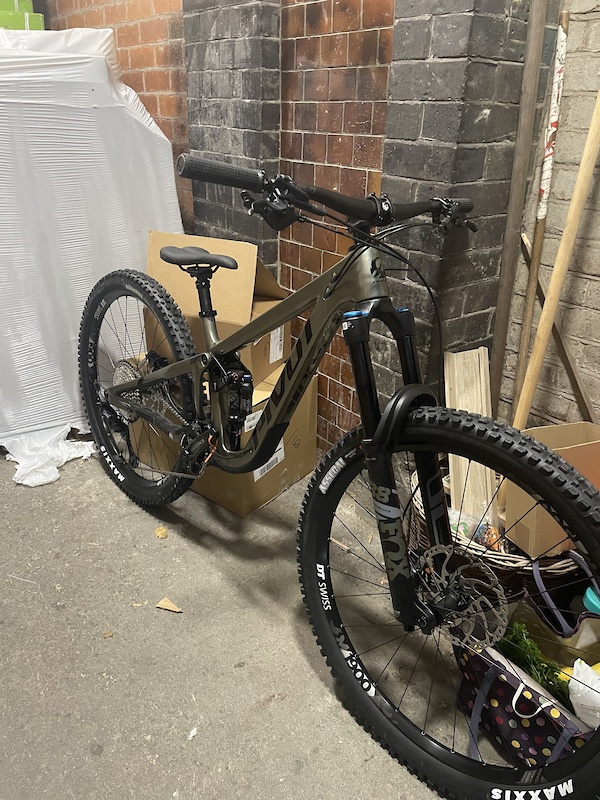 2022 Pivot Firebird 29, Small For Sale