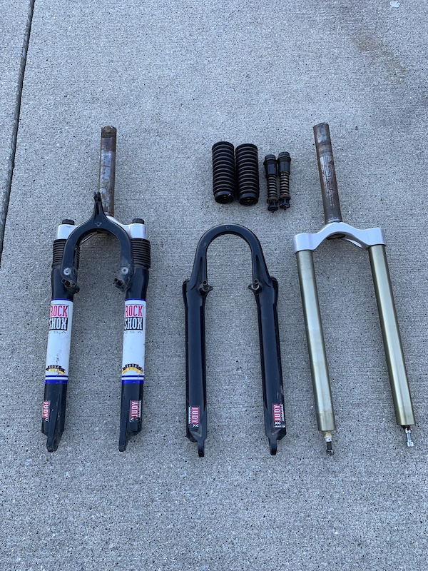 Vintage rockshox judy forks for parts of rebuild. For Sale
