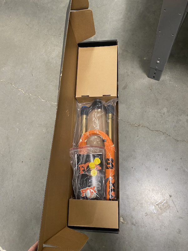 2023 Fox 38 170mm 29” 44 rake For Sale