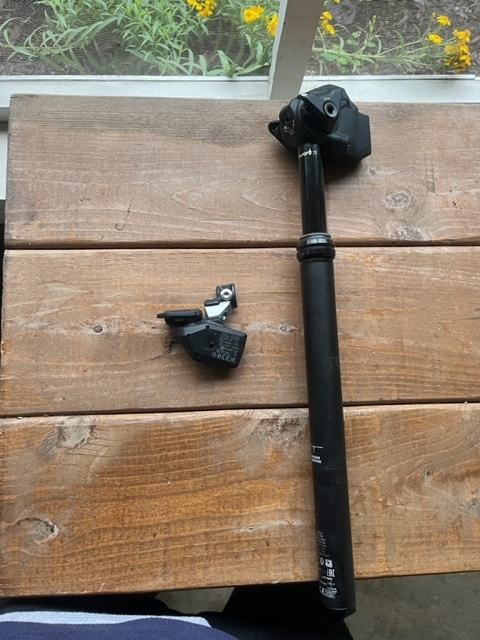 2022 Rockshox Reverb AXS Dropper Seatpost 27.2 75mm For Sale