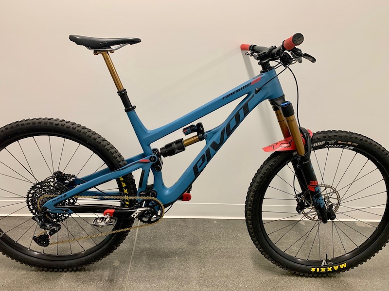 2021 Pivot Firebird Pro XO1 For Sale