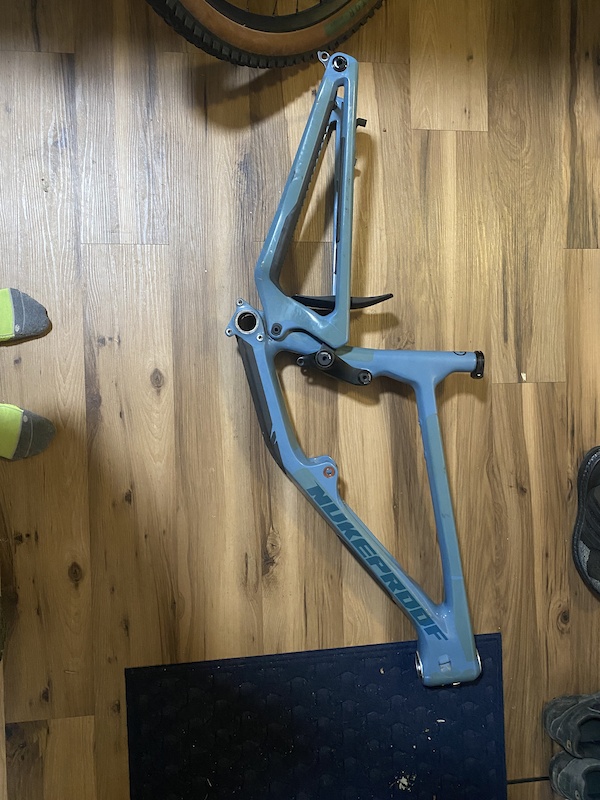 2022 Nukeproof Giga 290 Large 29 Blue For Sale