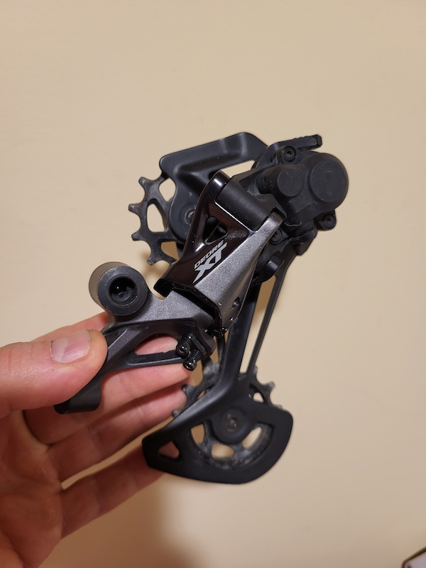 2022 Shimano XT M8100 Rear Derailleur and XT Shifter For Sale