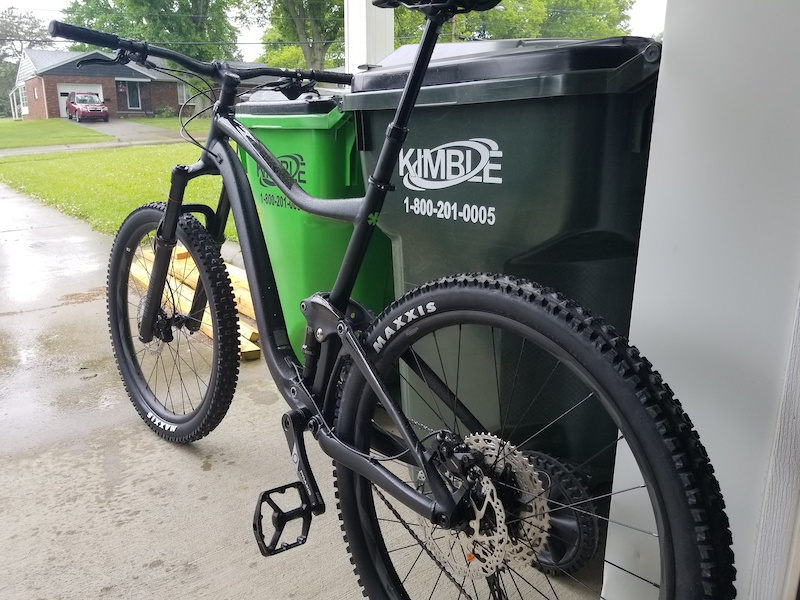 2022 Giant Trance XL - Practically New For Sale