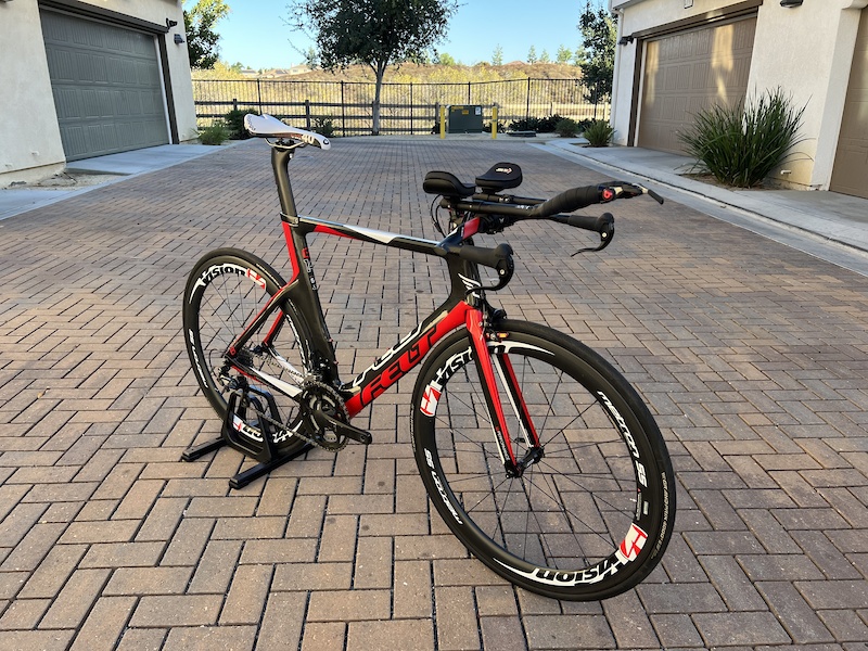 2016 Felt B14 Carbon Triathlon TT Bike With Extras For Sale