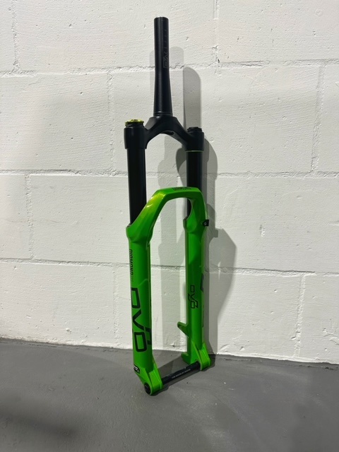 2021 DVO Diamond 29er Green 140mm travel Ex-Demo For Sale