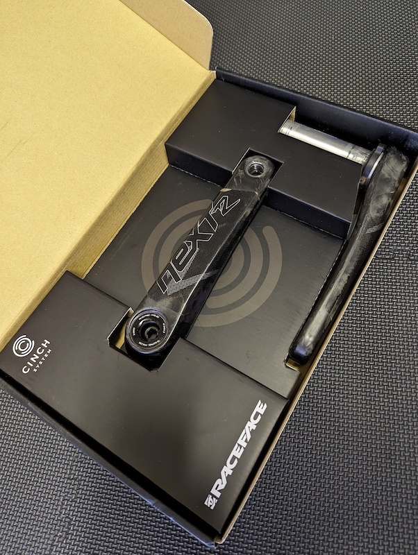 2022 RaceFace Next R Carbon Cranks 175mm, Lightly Used For Sale