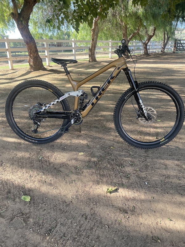 2020 Trek Slash 9.9, Size Large For Sale