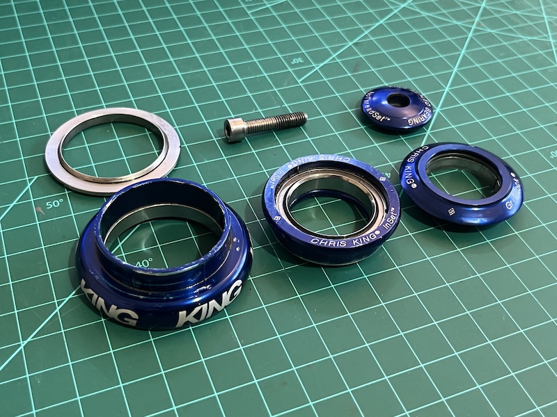 2022 Chris King Inset 7 Headset Blue 44mm 1 1/8 - 1 1/2 For Sale
