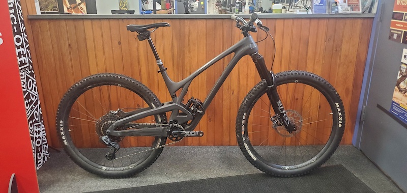 2022 Evil Offering V2 AXS X01 For Sale