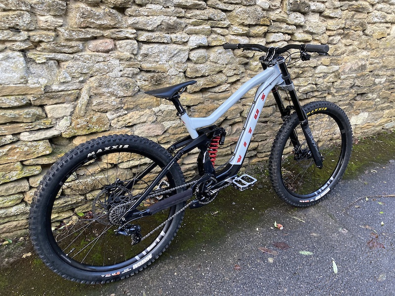 2022 Vitus Dominer XL For Sale