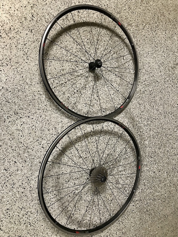 Bontrager race wheels. 700c For Sale