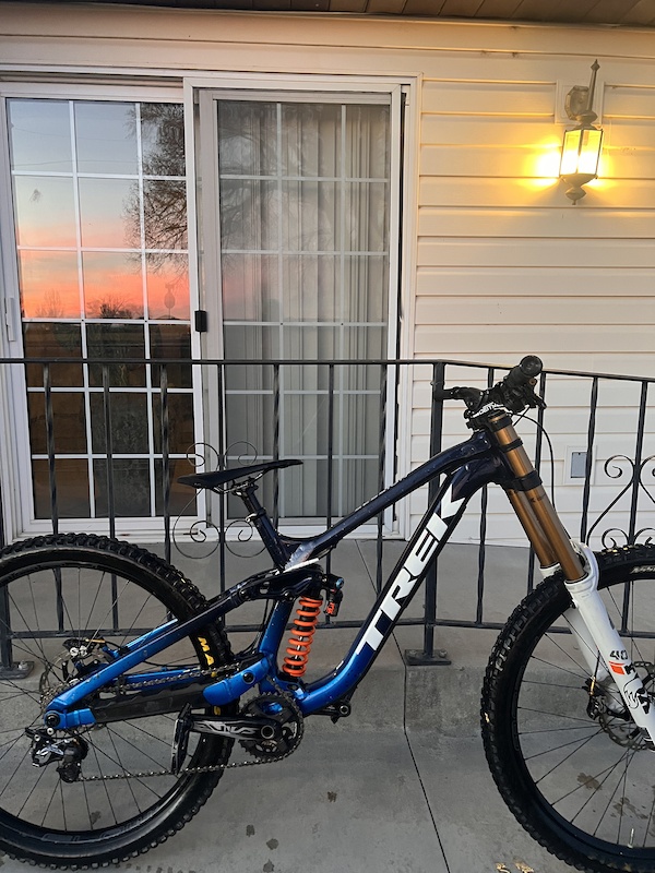 2022 Trek Session AL R2 For Sale