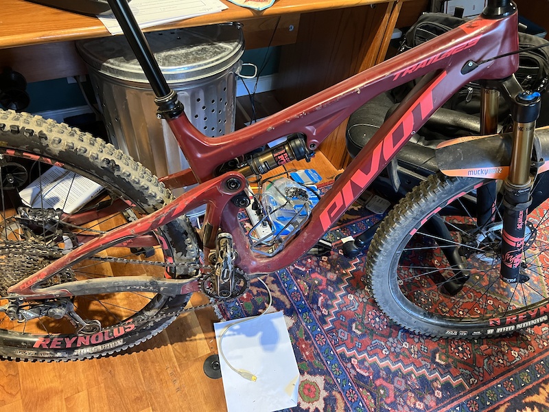 2020 pivot 429 For Sale