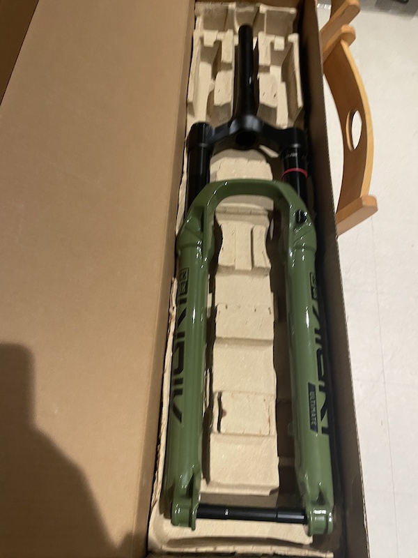 2023 Rockshox Lyric Ultimate 29 For Sale