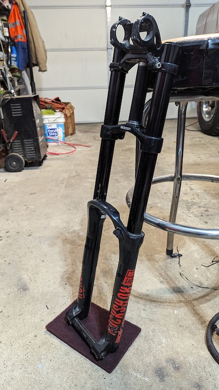 2018 Rockshox Boxxer 27.5 Spring Fork - Price negotiable For Sale