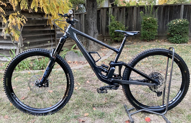 2021 Specialized Enduro Mountain Bike +$1000 Upgrades For Sale