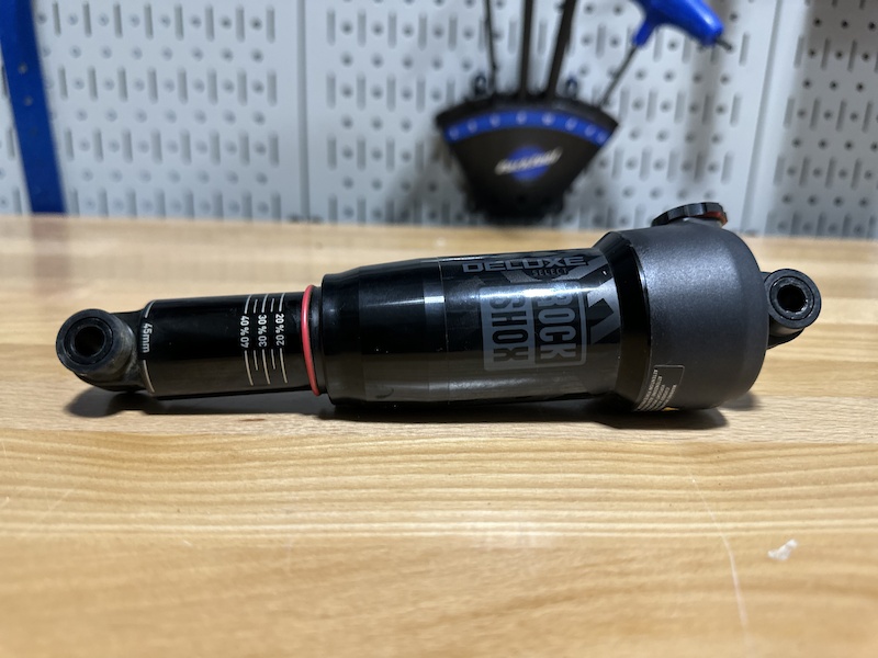 2022 ROCKSHOX DELUXE SELECT R 190X45MM For Sale