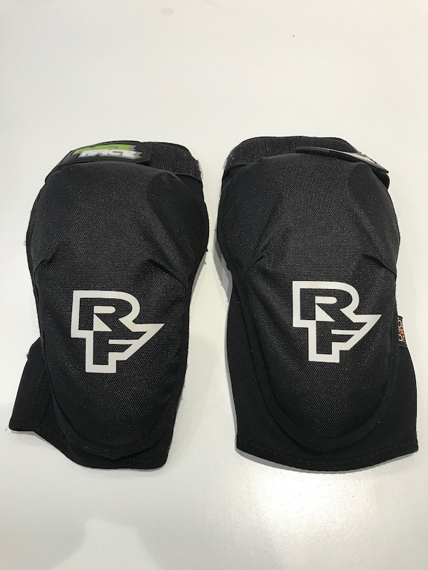 Race Face Ambush Elbow Pads (L) For Sale