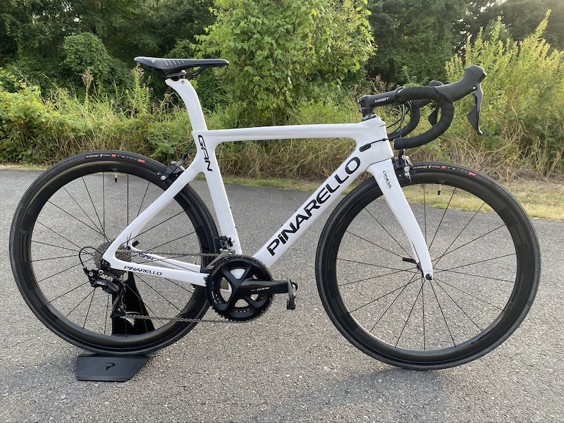 2022 Pinarello Gan 105 HED Carbon Wheels For Sale