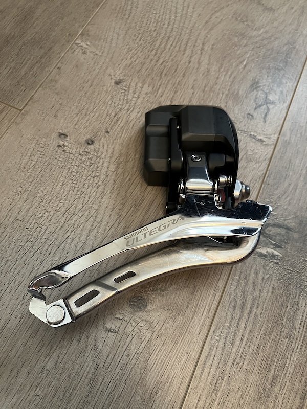 Shimano Ultegra Di2 Derailleurs FD-6770 For Sale