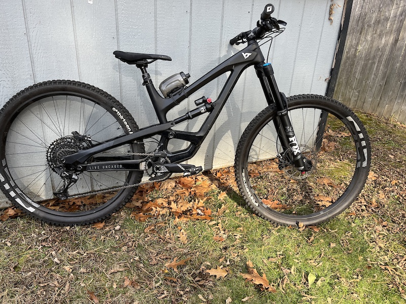 2020 YT Capra Comp 29 (Black Magic - M) For Sale