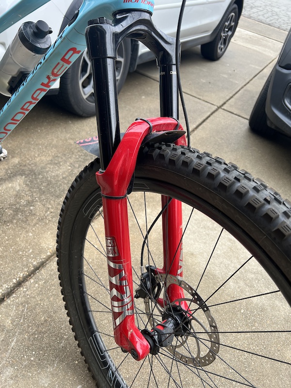 2021 Rockshox Lyrik RED RC2 160mm For Sale