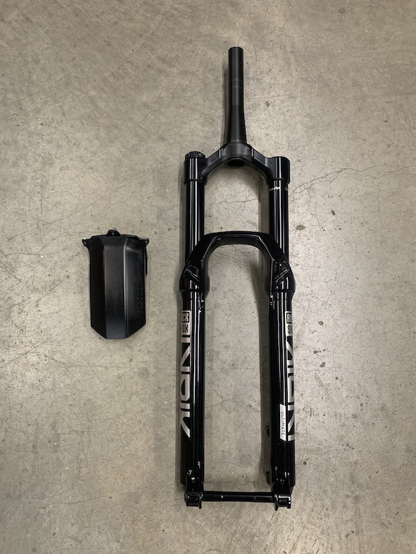 2023 Rockshox Lyric Ultimate 29 For Sale