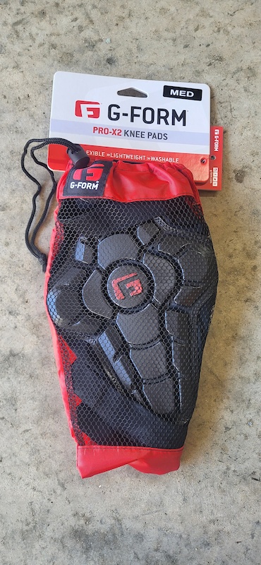 G-Form Pro X2 Knee Pads - Medium For Sale