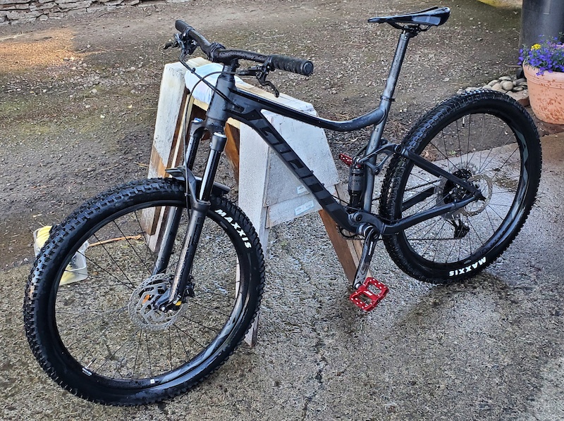 2020 Giant Stance 2 medium size, full suspension For Sale