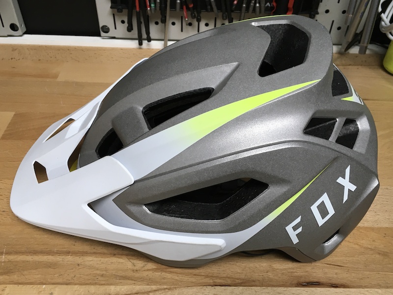 Fox Speedframe (Assorted Sizes/Colors) $60 OFF For Sale