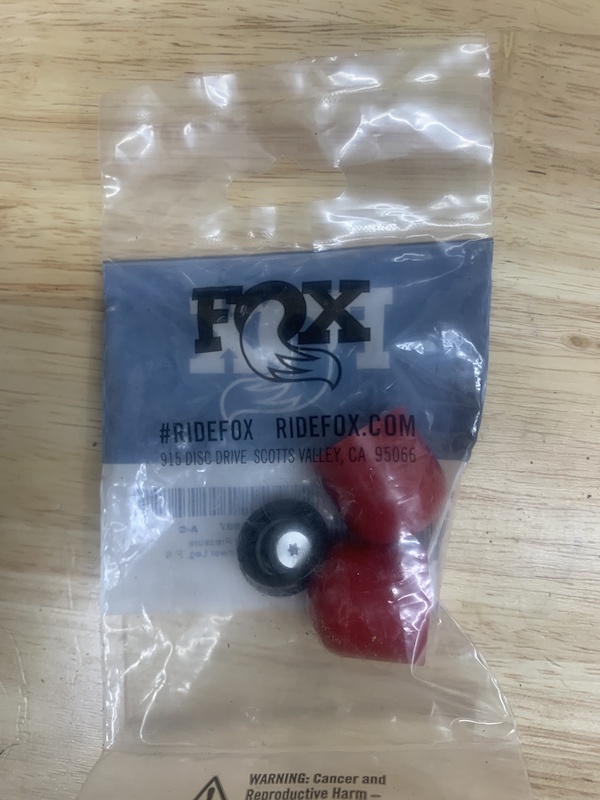 Fox 36/38 pressure release valves For Sale