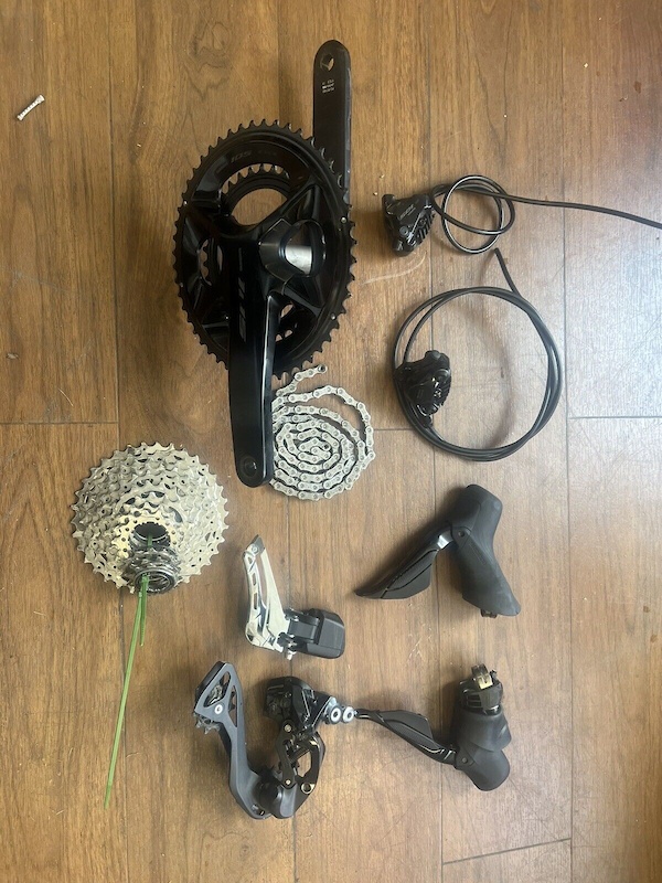 2022 Shimano 105 DI2 12 Speed Disc Brake Groupset For Sale