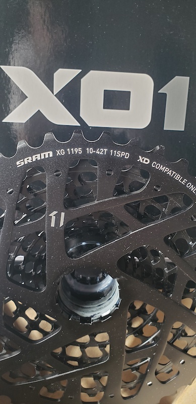 Sram Shimano wolf XT XG Wolf Galfer white Industries For Sale