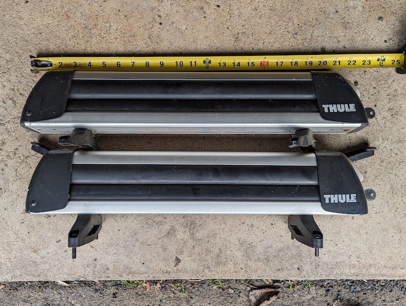 Thule Roof Top Ski Rack 24" For Sale