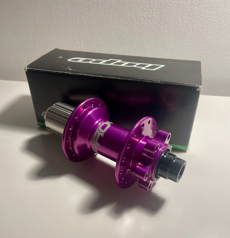 2022 Hope Pro 4 Rear Hub Purple 11 Speed Driver For Sale
