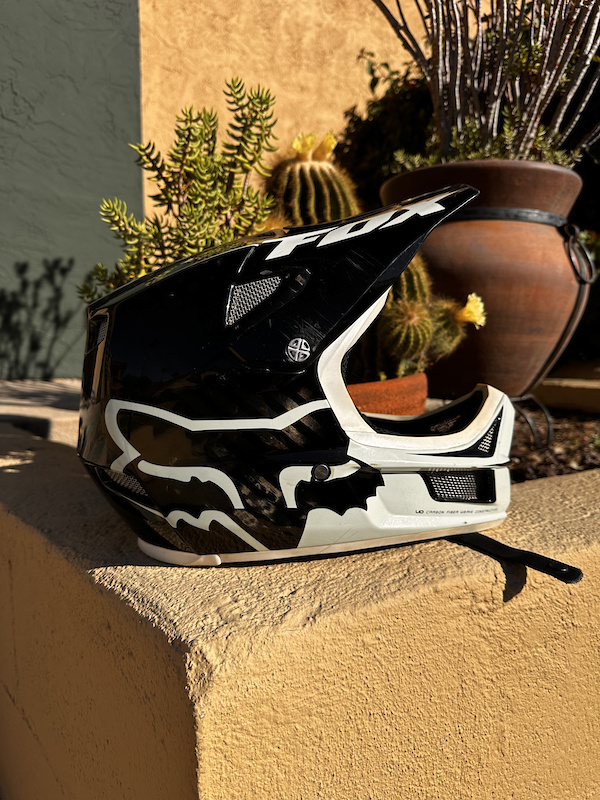 Fox Racing Mountain Bike Carbon Helmet + Gears For Sale