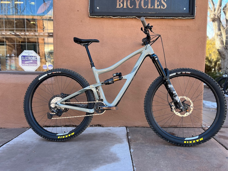 2022 Ibis Ripmo V2 *Free Shipping* For Sale