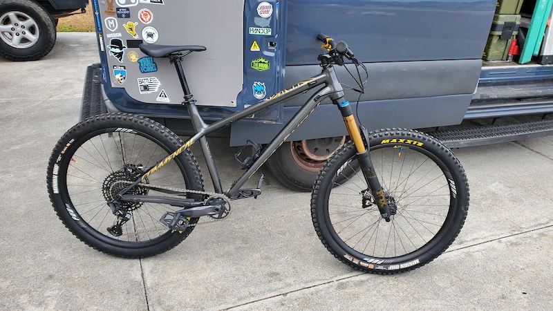 2021 Commencal meta Ht carbon wheels bars and stem For Sale