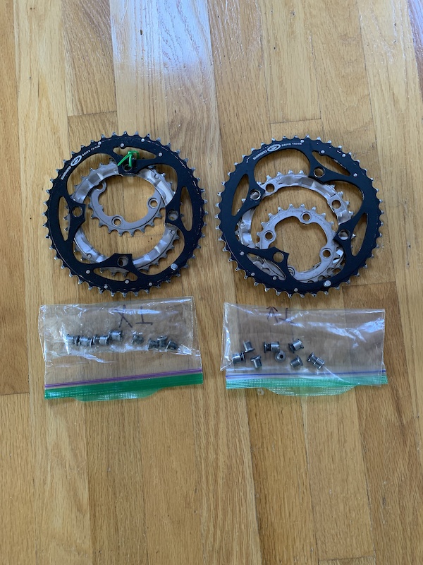 2 sets of xt m750 chainrings For Sale
