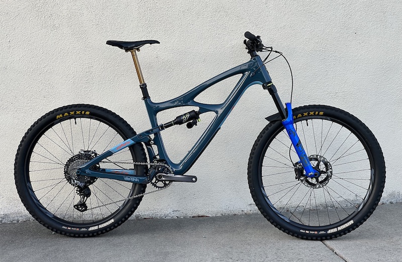 2022 Like new Ibis Mojo 4 Full XTR S35 I9 carbon wheels DVO For Sale