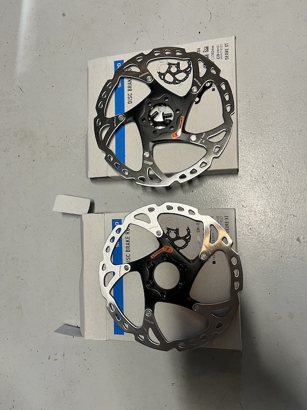 2024 180mmm Shimano XT 6 bolt rotors For Sale
