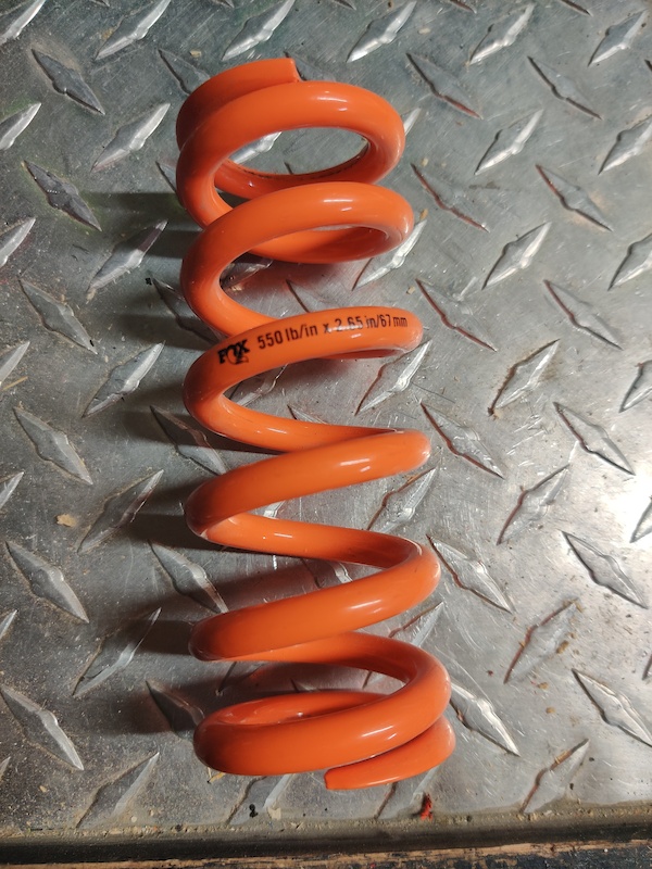 2022 Fox SLS Spring 550x2.65 For Sale