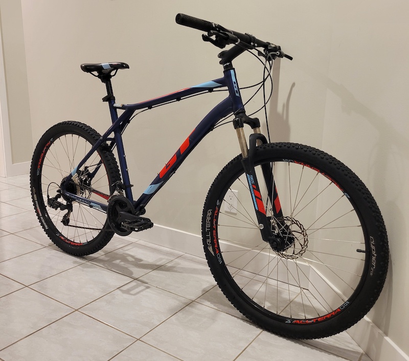2019 Great Condition GT Aggressor Sport Mountain Bike For Sale