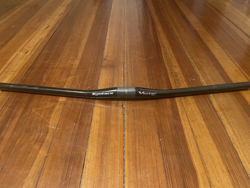 Syntace Vector Low-10 760 mm XC carbon handlebar For Sale